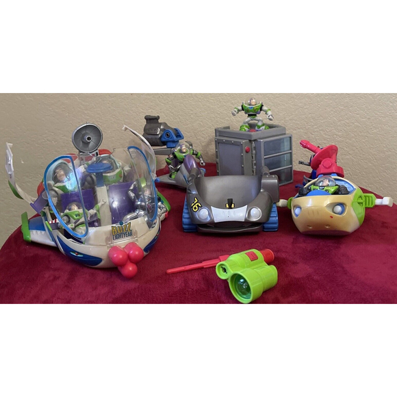 Disney Pixar | Toys | Vintage 203 Toy Story Buzz Lightyear Spaceship ...